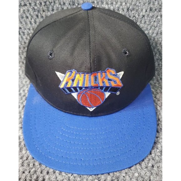 AJD | Accessories | Vintage Ajd New York Knicks Snapback Hat Black ...